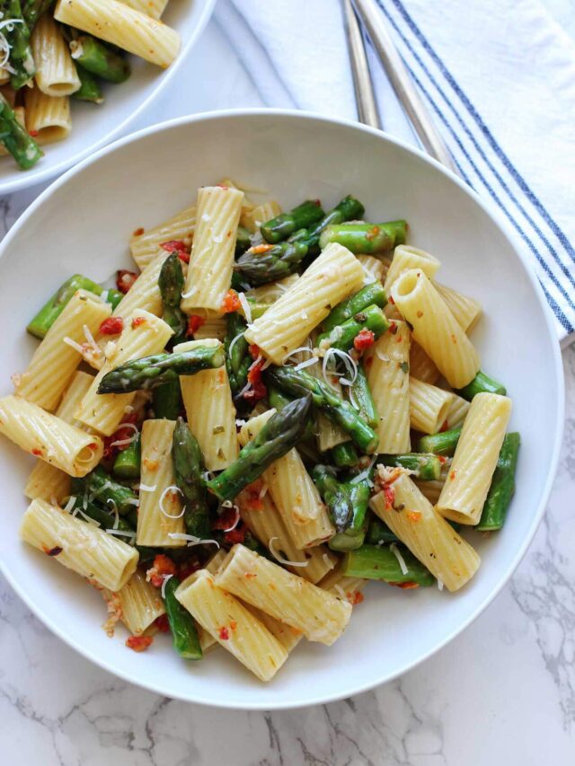 Pasta with Sautéed Cherry Tomatoes, Olives and Feta - Green Valley Kitchen