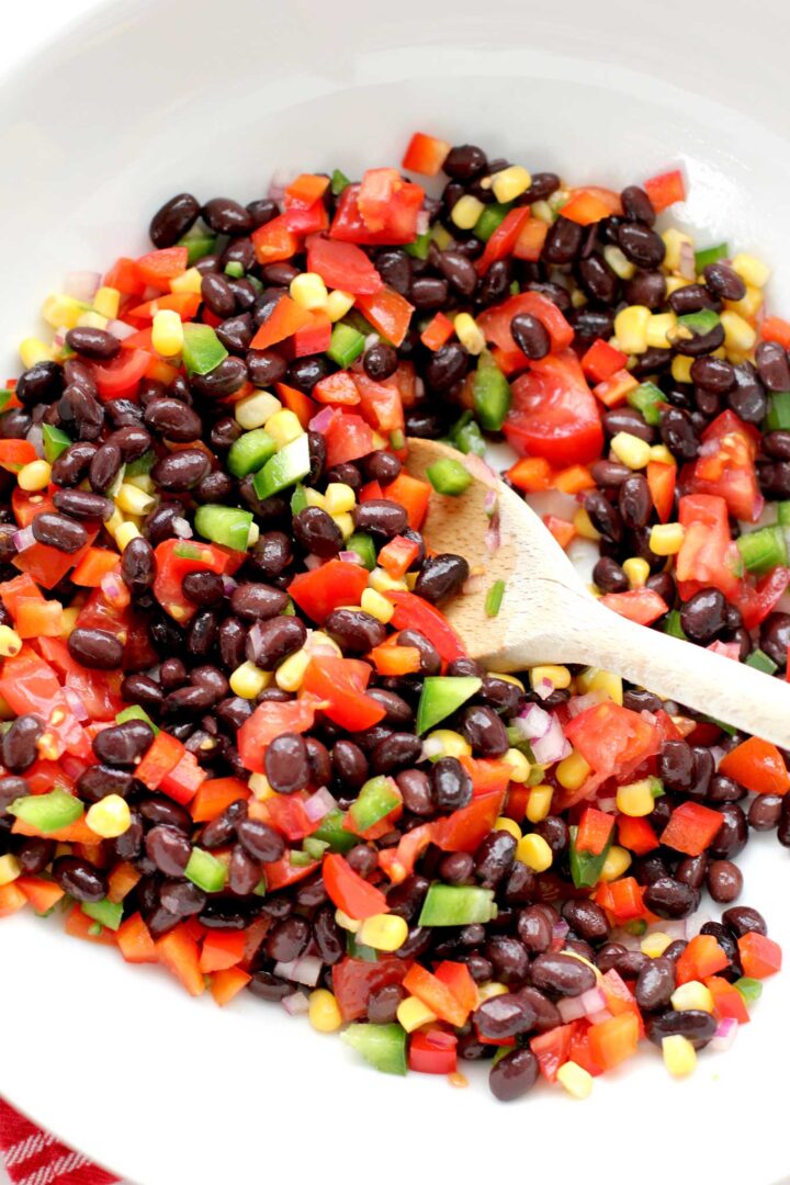 Southwestern Quinoa Salad with Black Beans - Green Valley Kitchen